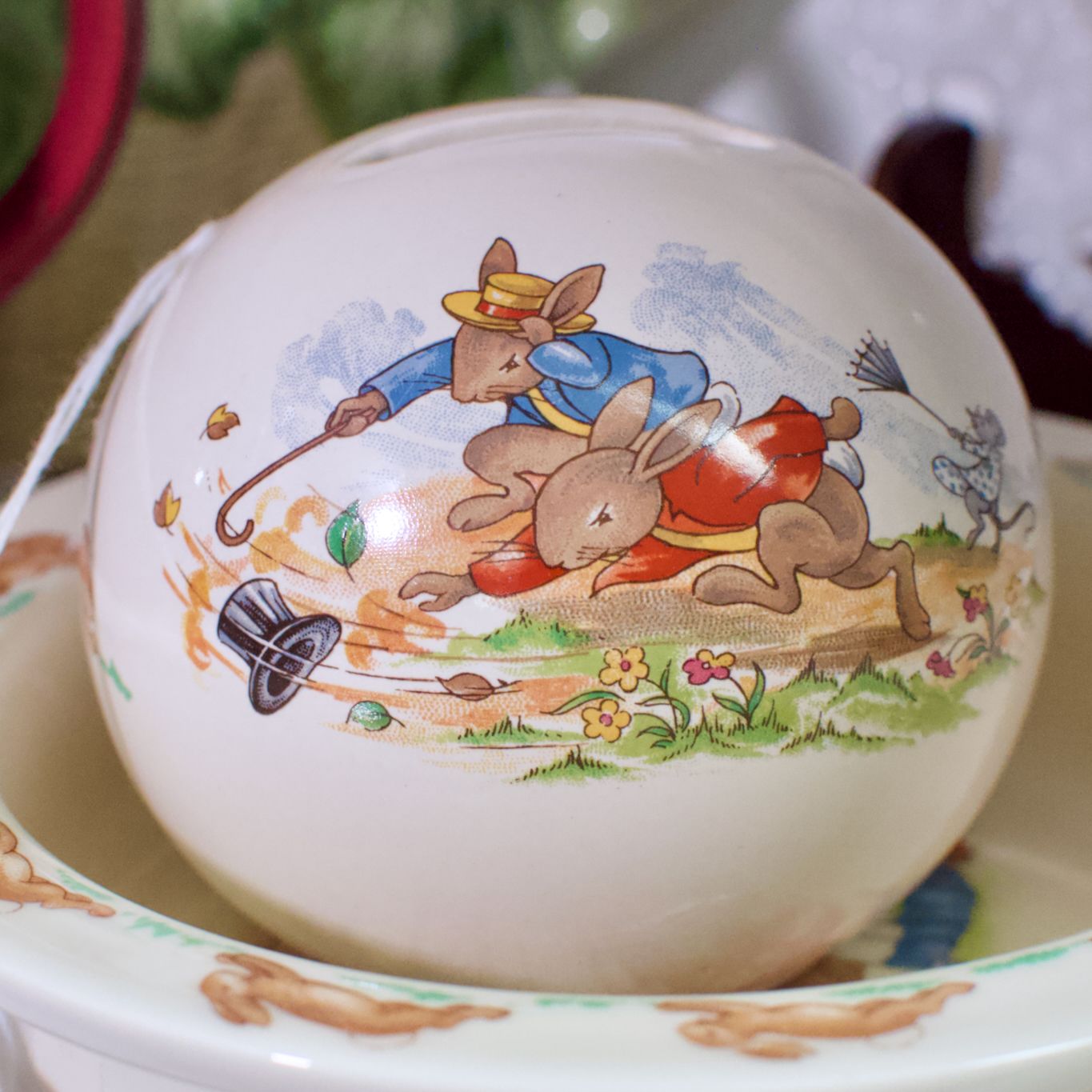 Bunnykins bank by Royal Doulton C. 1936 England