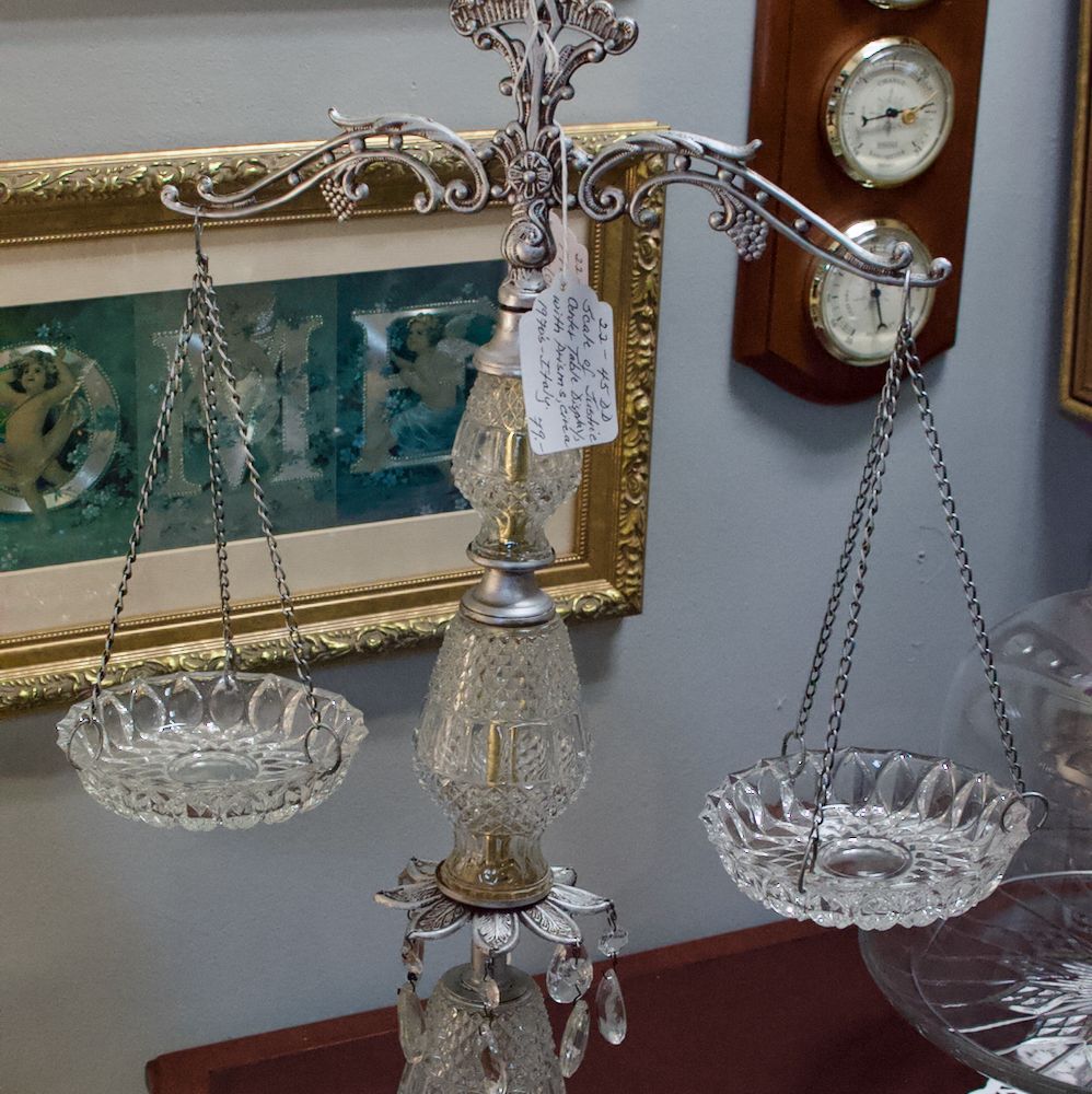 Scale of justice center table display, with prisms