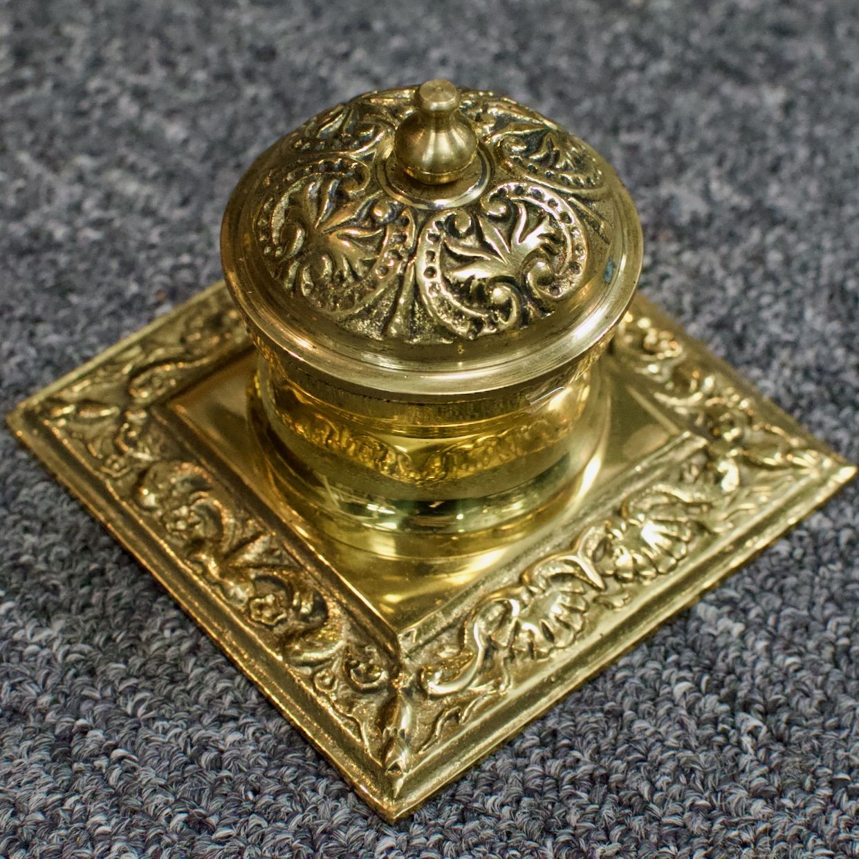 Vintage inkwell