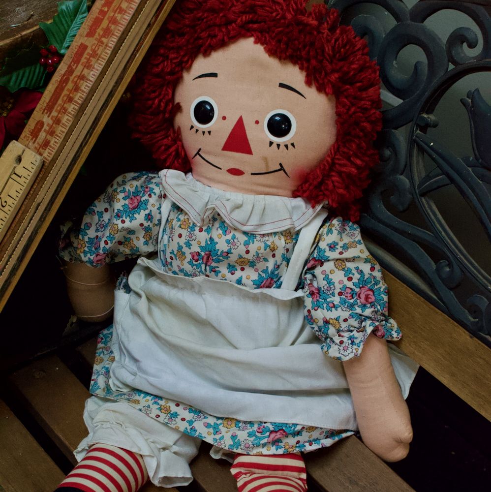 Vintage Knickerbocker large Raggedy Ann doll